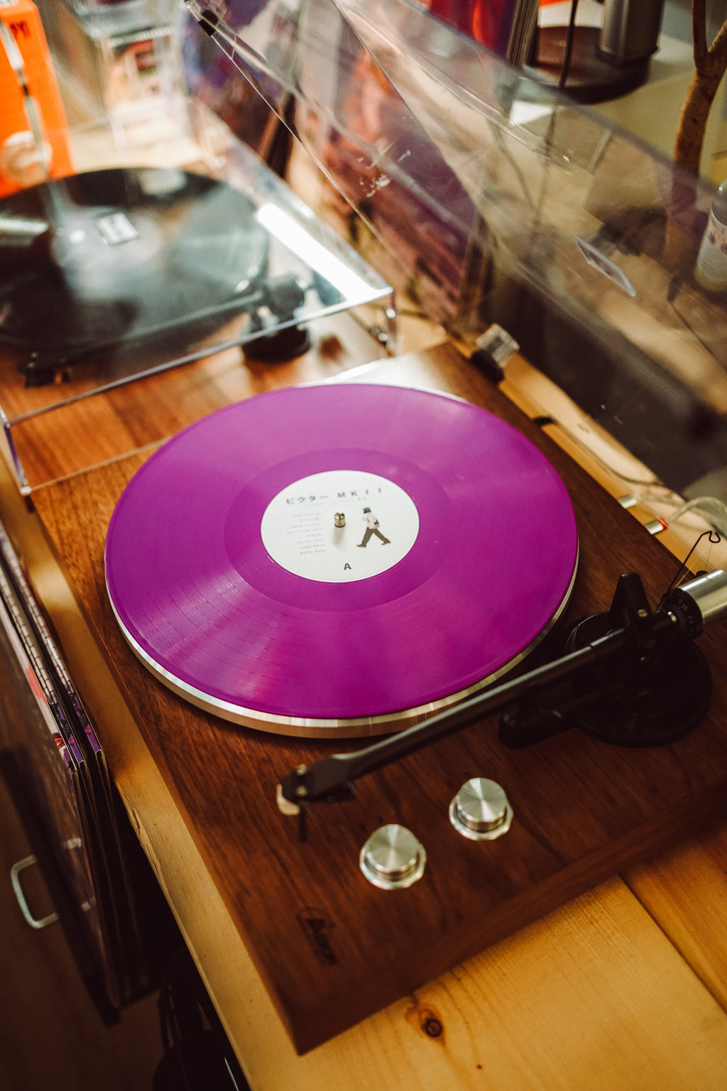 Turntable – Noirnblanc Limited